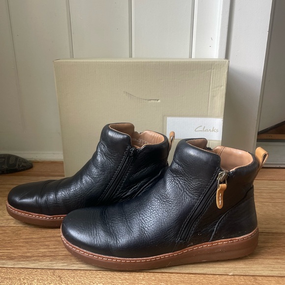 Clarks | Shoes | Clarks Black Leather Boots Size Us 9 | Poshmark